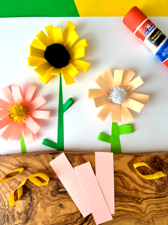 Paper Flower Crafts – Inspired Little Learners