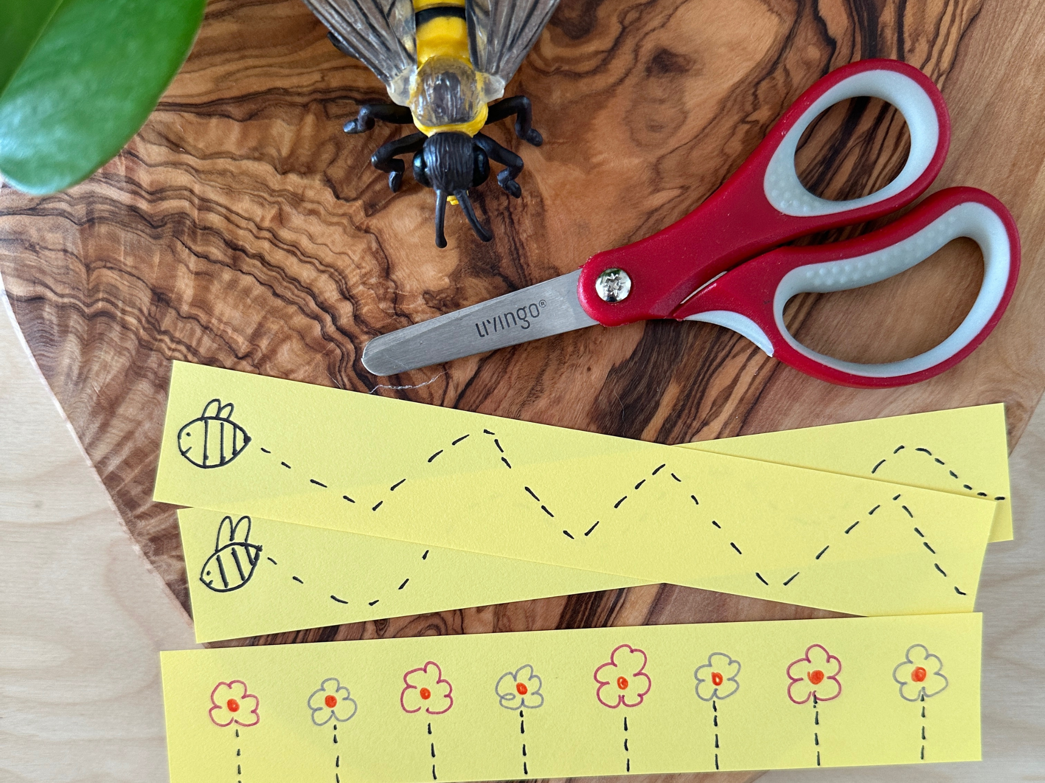 Mini Activity Bins – Honey Bee Edition – Inspired Little Learners